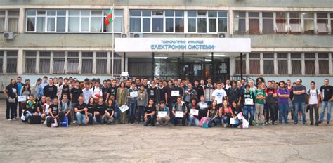 Itechnet Станаха ясни победителите от първия ученически хакатон на Технологично училище