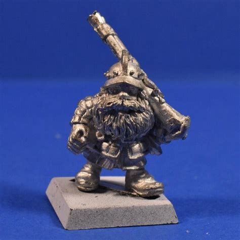 Warhammer Fantasy Dwarf Thunderer Harlequin Dwarf Handgunner Metal