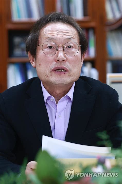 신년 인터뷰하는 조희연 교육감 연합뉴스