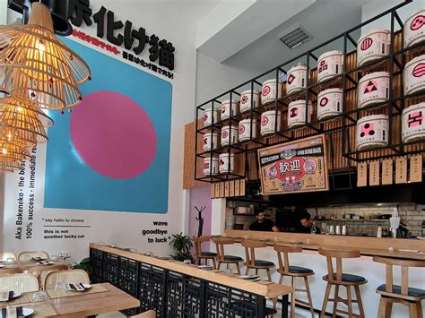 Kitschen Dim Sum Bar Προετοιμάζοντας τα ξυλάκια μας στον Πειραιά