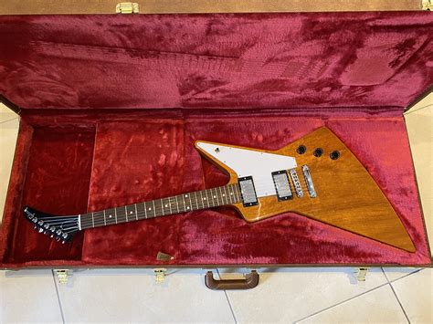 Guitar Of The Week 43 Explorer Wshort Vibrola Gibson Audiofanzine