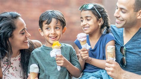 8 Twin Cities Ice Cream Places To Try This Summer To Create The Perfect