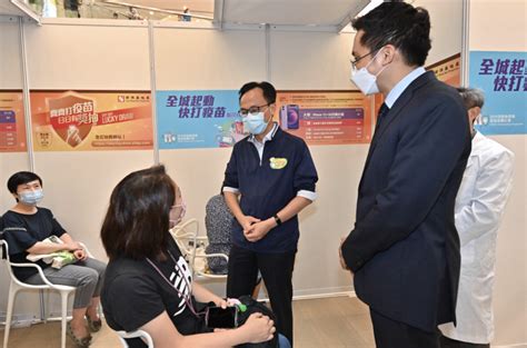 香港疫苗接种工作组走进商场 为民众接种新冠疫苗香港疫苗新冠疫苗新浪科技新浪网