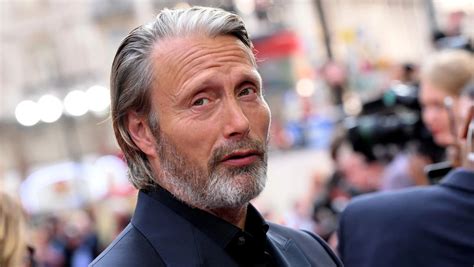 Mads Mikkelsen Background