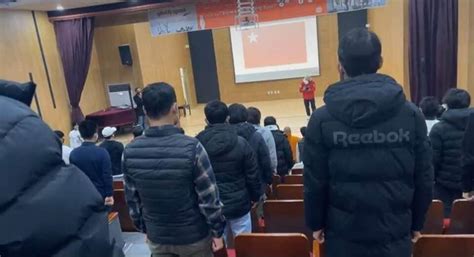 တောင်ကိုရီးယားနိုင်ငံတွင် ဒါရိုက်တာ စိန်သီးနှင့် အောင်သော်တို့ ရိုက