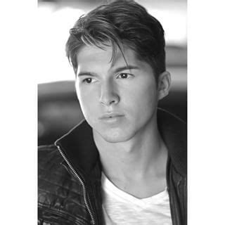 Dustin From Zoey Is Now A Sexy Dreamboat Dylan O Brien Cute Zoey Zoey