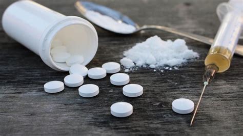 خطرات سوء مصرف مواد مخدر کلینیک ترک اعتیاد اکسیرپاکی