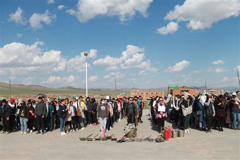 ЗАРЛАН МЭДЭЭЛЛИЙН ДОХИОГООР АЖИЛЛАХ ДАДЛАГА СУРГУУЛЬ ЗОХИОН БАЙГУУЛЖ АЖИЛЛАВ Уянга сум