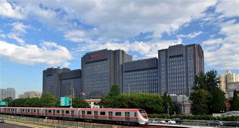 世通国际大厦922平米 精装修交付 高区视野 北京金地智远地产