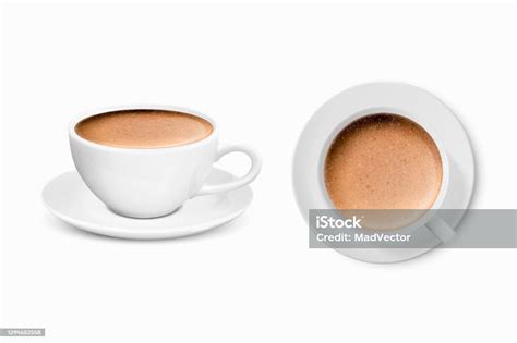 벡터 3d 사실적인 흰색 도자기 세라믹 머그잔우유 커피와 폼 세트 는 흰색 배경에 고립되어 있습니다 카푸치노 라떼 스톡 벡터