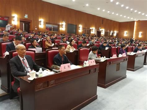 广东宏宇集团有限公司 宏陶、美的、格力等9家企业获广东省副省长袁宝成颁发“广东优质”品牌认证
