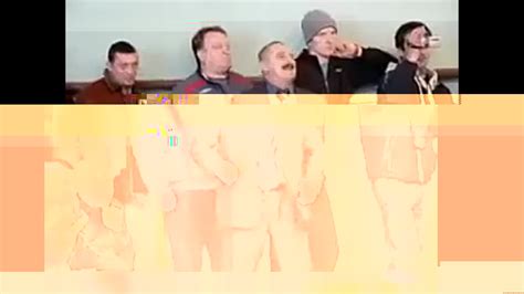 Вот это эмоции Батя переживает за сына бойца Повторять движения и активно представляет как