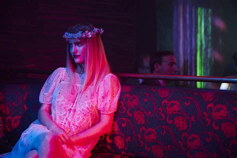 Diva Futura Recensione Trama E Cast Del Film Di Steigerwalt