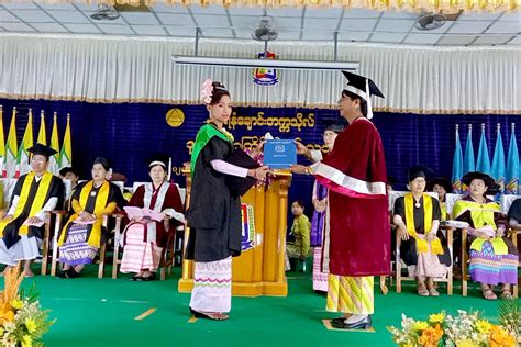 ရေနံချောင်းတက္ကသိုလ်၌ ဒုတိယအကြိမ် ဘွဲ့နှင်းသဘင် အခမ်းအနားကျင်းပ Information And Public