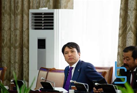 Т ДОРЖХАНД Хилийн хоригоо тогтоохгүй байсаар эхнээсээ зугтчихлаа