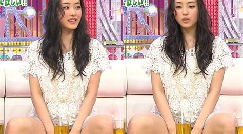 石原さとみ エロ画像まとめ 21記事 胸チラ・パンチラ・おっぱい等のお宝画像