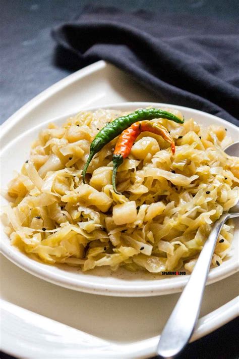 Bandhakopir Chechki Recipe Bengali Cabbage Stir Fry