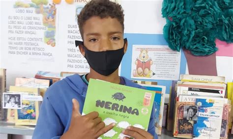 Quantas crianças vão pagar pela guerra desabafa pai de menino morto em tiroteio entre