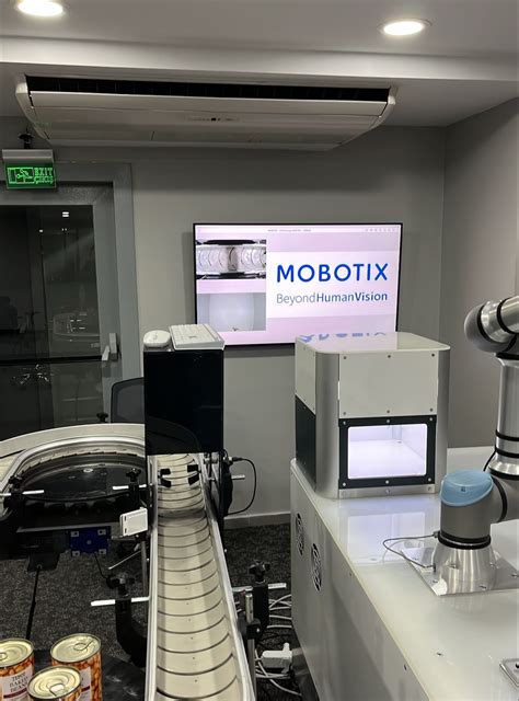 Forxai Cobot Pick And Quality Inspection Bin Picking Konica Minolta