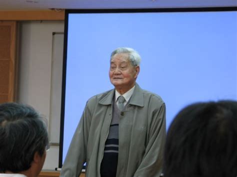 应崇福院士作“浅谈科学研究中的思想方法”学术报告 中国科学院