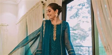 Viral Dur E Fishan Saleem Serves Wedding Style Goals