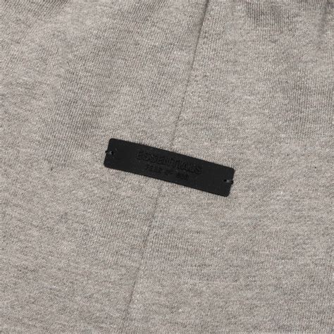 Fleece Essential Sweatpant Heather Gray Feature