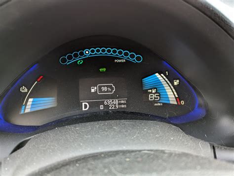 My 2015 Leaf S 24 Kwh Lost Her First Battery Bar Today At 63548 Miles 😢 R Leaf