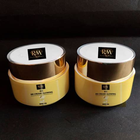 Im Really Good At The Mock Up Vector Tracing Sosmed Design Job By Dwisuryanti Fiverr