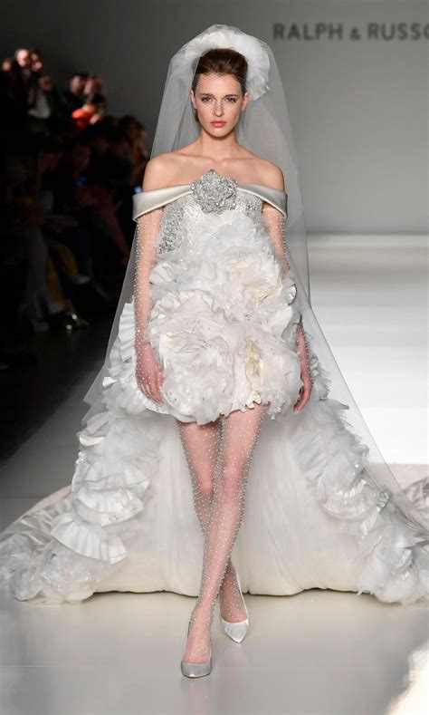 9 Of The Most Expensive Wedding Dresses Of 2020 Most Expensive