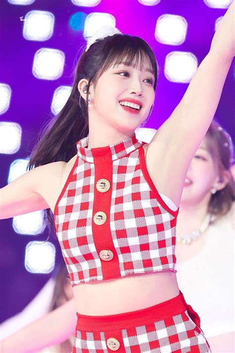 스테이씨 수민 촬스의 이슈와 유머