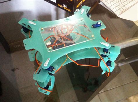 Kit Robô Quadrúpede Servocontrolado Arduino Pic R 12000 Em