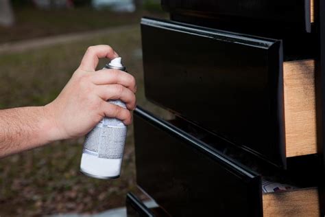 How Long Does Spray Paint Take To Dry 25 Min Or 24 Hours Easy Spray