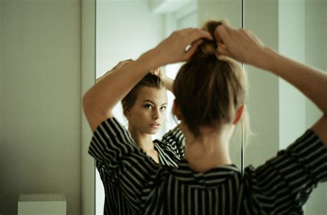 Reasons Why Introverts Have Such A Hard Time Finding Love Thought Catalog