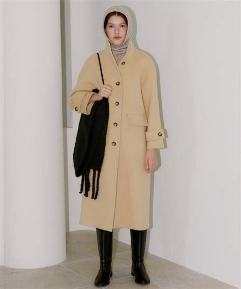 Mooneed 무니드 실시간 인기 스타일 Wool 울 래글런 롱코트 옐로우베이지 온더룩