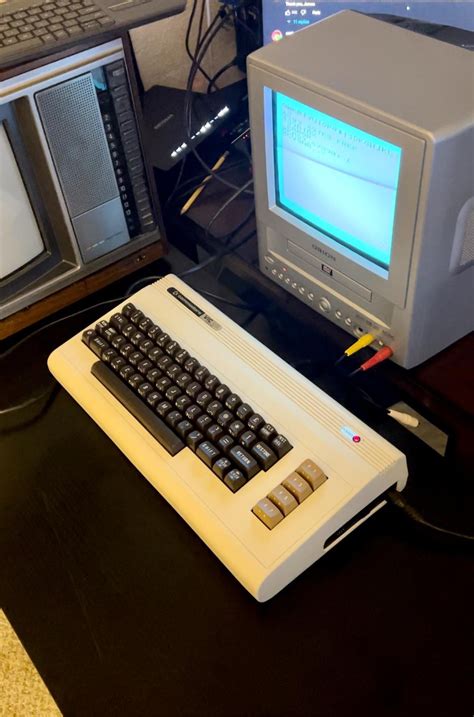 Commodore Vic 20 Computer From 1981 Just Got It Working Rpcmasterrace
