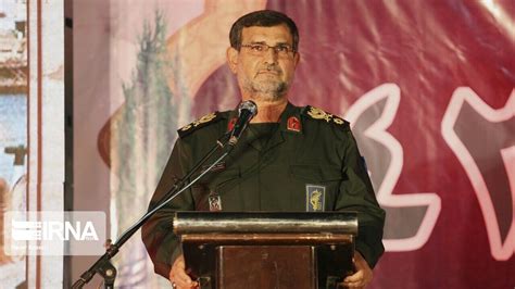 سردار تنگسیری باند پروازی پهپادها روی شناور شهید باقری نیروی دریایی