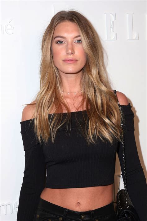 Caroline Lowe Hawtcelebs