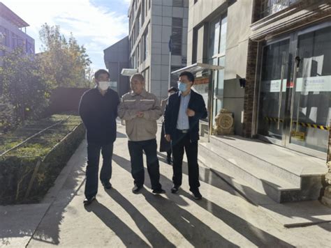 延庆区副区长苏礼华中关村延庆园服务中心主任刘宗贤来公司参观调研 北京中泰邦医药科技有限公司