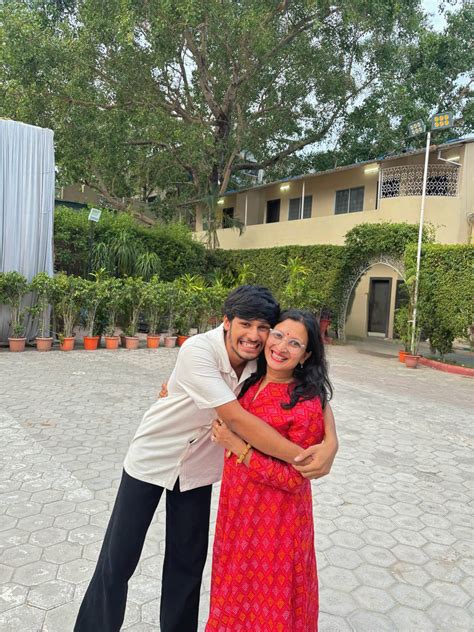 Freelancer Startup Founder Hardik Godha 81 Comments