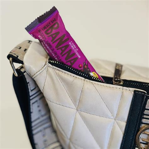 Banana Chocolate Berry Energy Bar Pinned