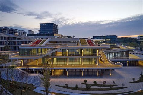 画廊 电子科大长三角研究院（衢州）· 生活中心 同济院四时方院创新设计中心 9