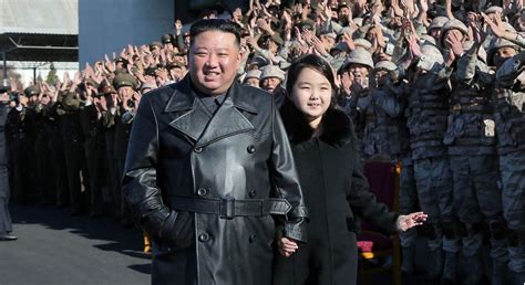 Nueva Aparición De La Preciosa Ju Ae Hija De Kim Jong Un Y Posible