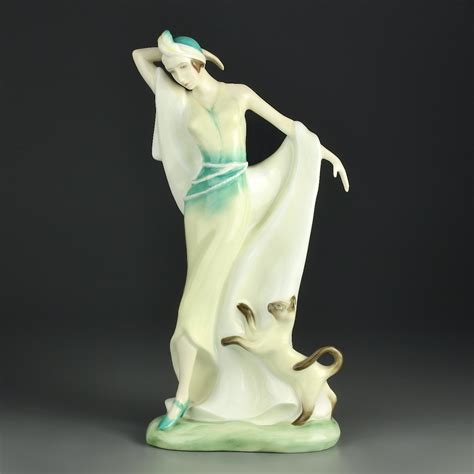 Винтажная фарфоровая статуэтка в стиле ар деко Англия Royal Doulton 3794 Harriet Дама с сиамской