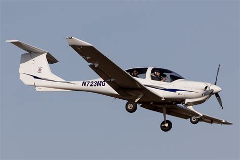 Diamond Da20 Landing In Buffalo Thomas Reid Flickr