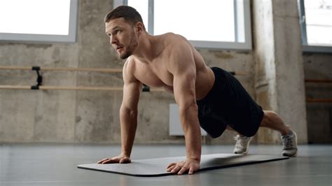 I Tried Grasshopper Push Ups For A Week — Heres What Happened