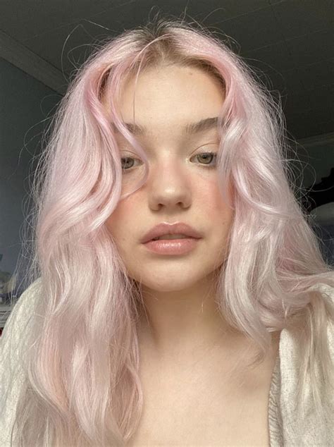 Pin By Tiff On Gorgeous Beauty Light Pink Hair Pastel Pink Hair