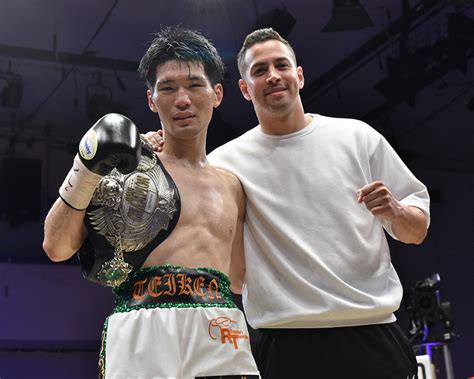元ウェルター級2冠王者の豊嶋亮太が日本タイトル獲得 坂井祥紀を2 1で返り討ち角海老宝石ボクシングジム