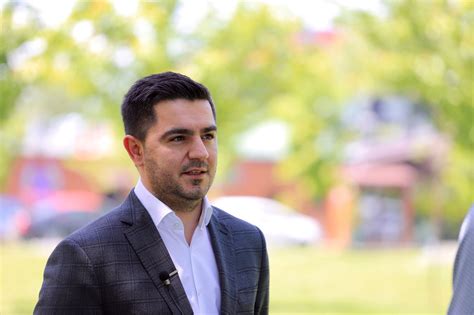 ДОКОЛКУ СЕ ОДИ ПО ПЛАНОТ НА ЕСМ НЕМА ДА ИМА РЕСТРИКЦИИ Гласот на Европа