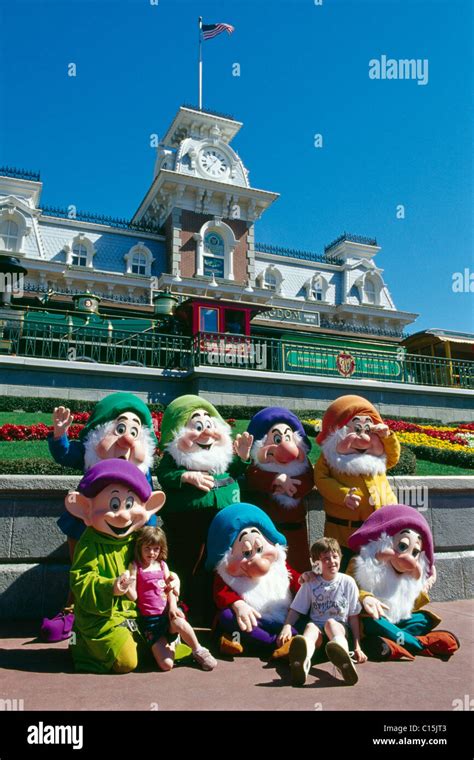 Disneyland Paris Snow White And The Seven Dwarfs