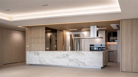 홈파베르 · 아파트인테리어 목동인테리어 강남인테리어 책장 선반은 이렇게 해야 안 휘어집니다 인테리어 선반 책장 홈파베르 안태라어 아파트인테리어 구축아파트